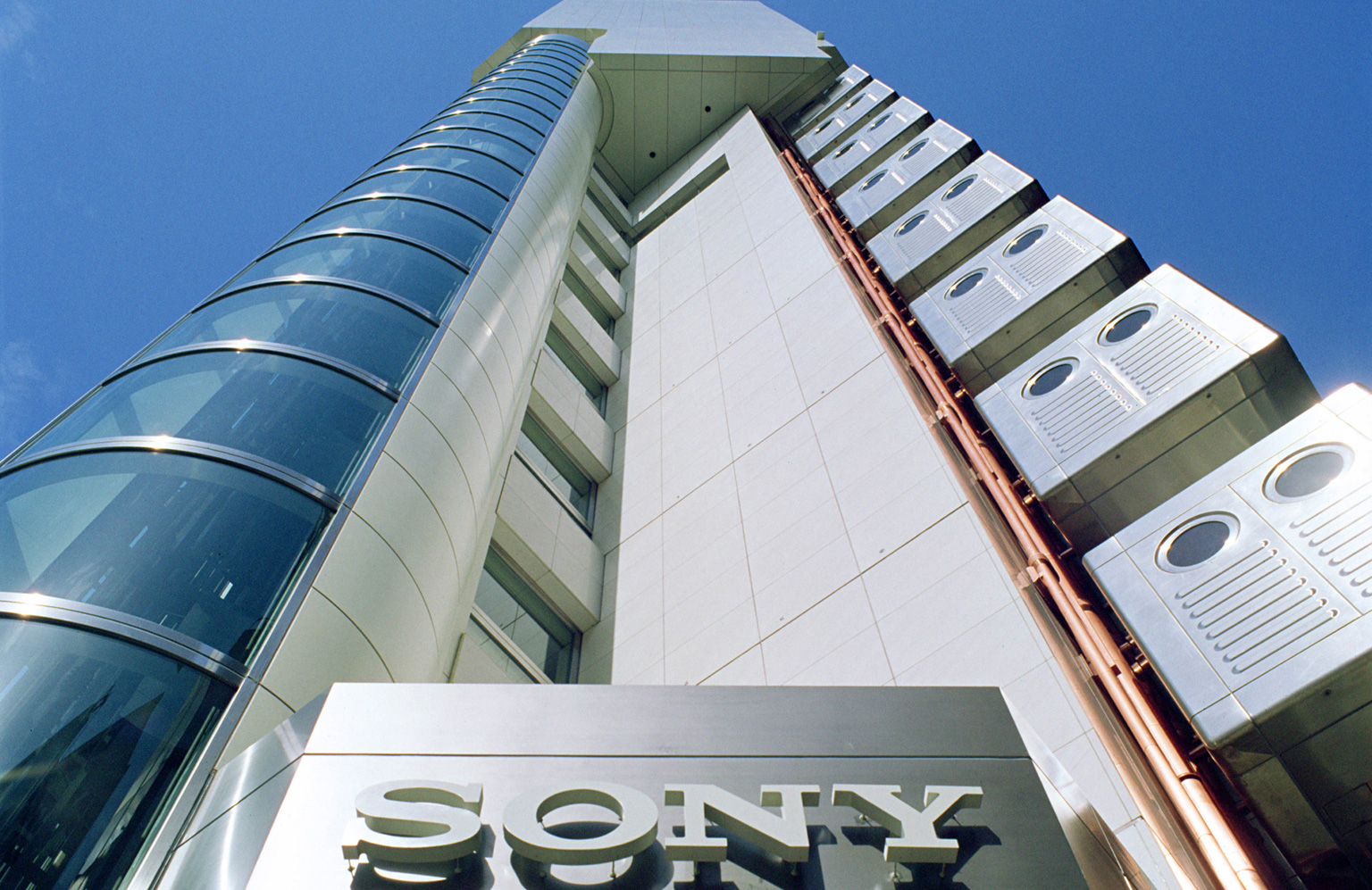 ソニータワー大阪 | PROJECT | 黒川紀章 建築都市設計事務所